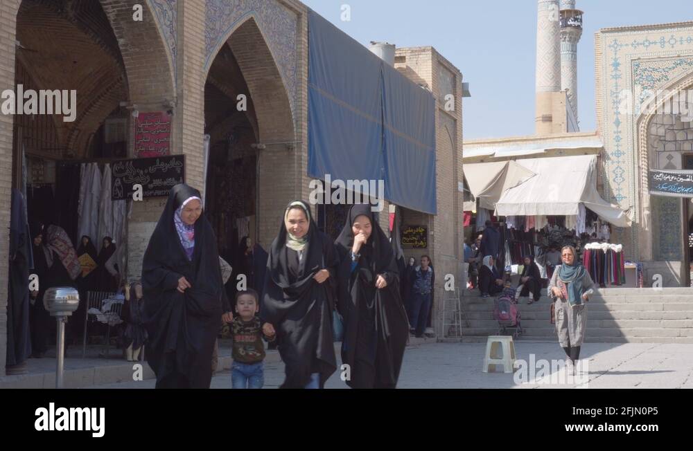 Isfahan iran chador women Stock Videos & Footage - HD and 4K Video ...