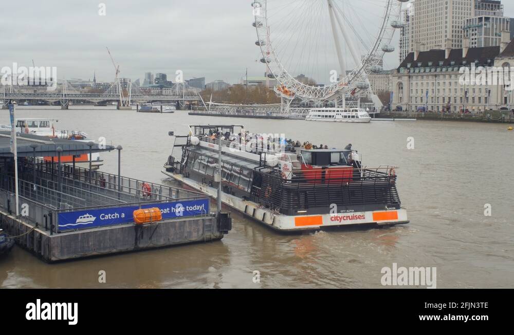 Westminster millennium pier Stock Videos & Footage - HD and 4K Video ...
