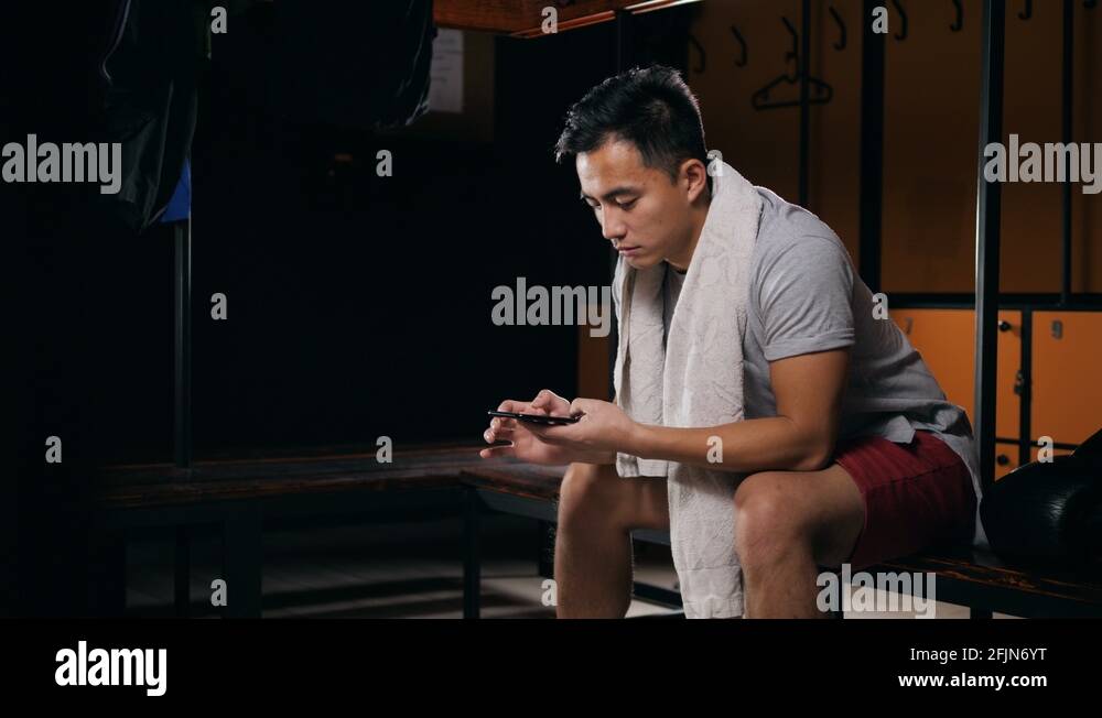 Asian Men Locker Room Stock Videos And Footage Hd And 4k Video Clips Alamy