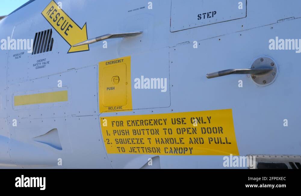 Us navy f 14 tomcat Stock Videos & Footage - HD and 4K Video Clips - Alamy