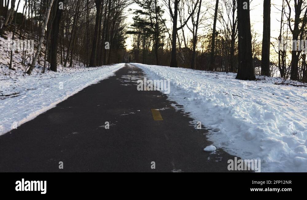 Snow pathway Stock Videos & Footage - HD and 4K Video Clips - Alamy