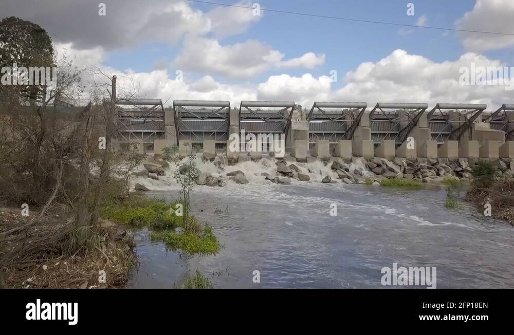 Concrete flyover Stock Videos & Footage - HD and 4K Video Clips - Alamy