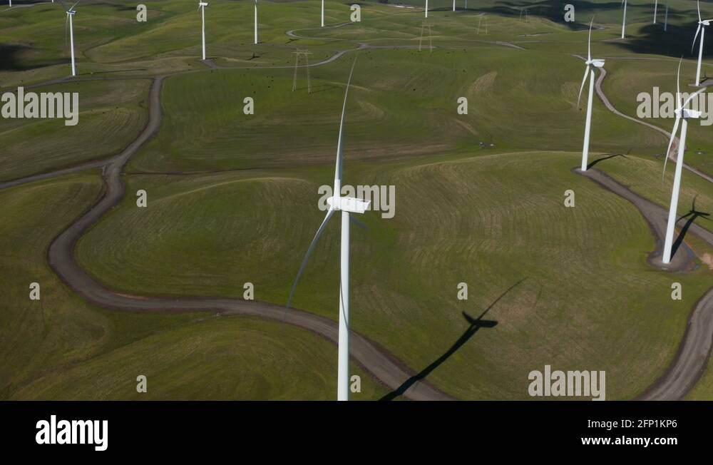 Rio vista wind turbines Stock Videos & Footage - HD and 4K Video Clips ...