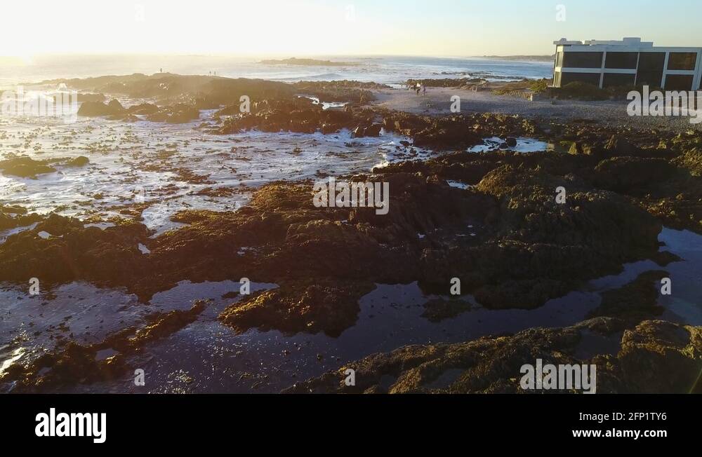 Blouberg strand Stock Videos & Footage - HD and 4K Video Clips - Alamy