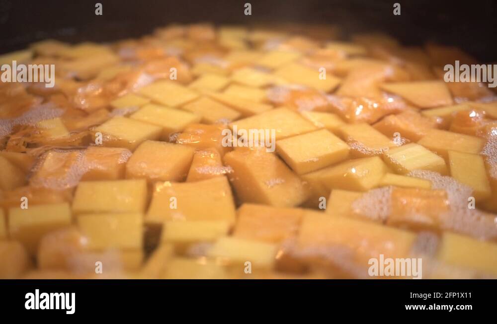 Gib crane Stock Videos & Footage - HD and 4K Video Clips - Alamy