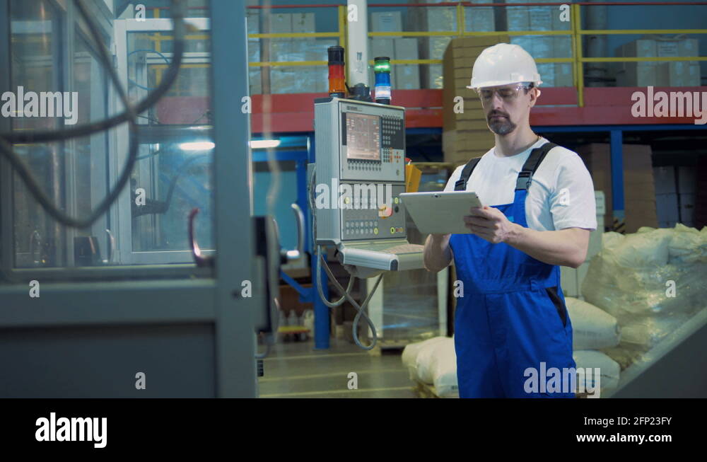 Fabrication process Stock Videos & Footage - HD and 4K Video Clips - Alamy