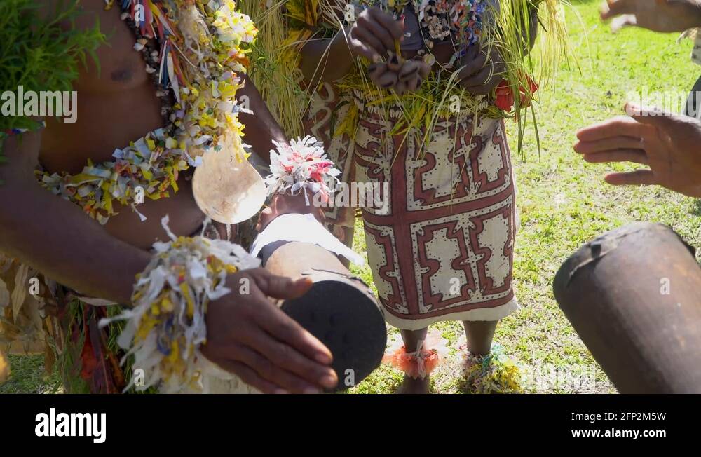 Papua new guinea traditional dress Stock Videos & Footage - HD and 4K ...