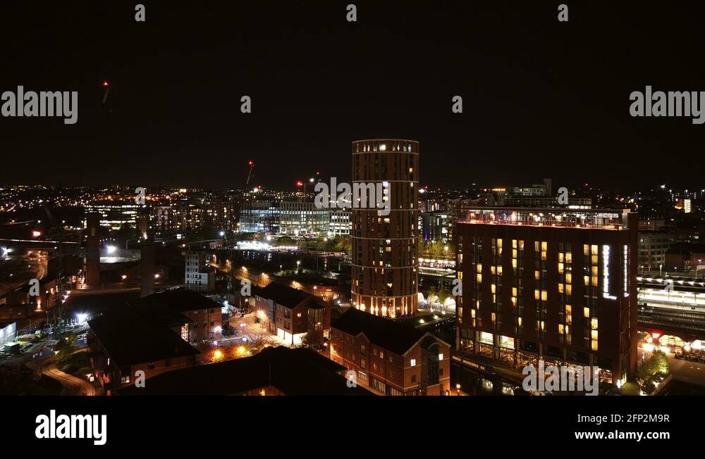 Leeds at night Stock Videos & Footage - HD and 4K Video Clips - Alamy