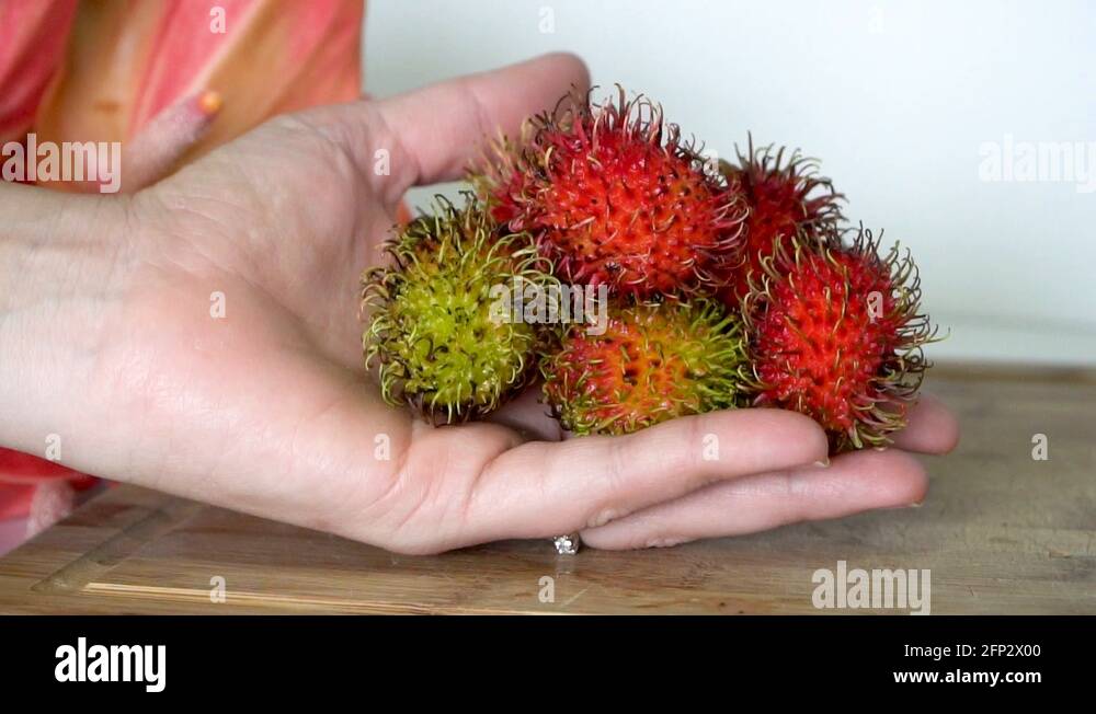 Ramboutan Stock Videos & Footage - HD and 4K Video Clips - Alamy
