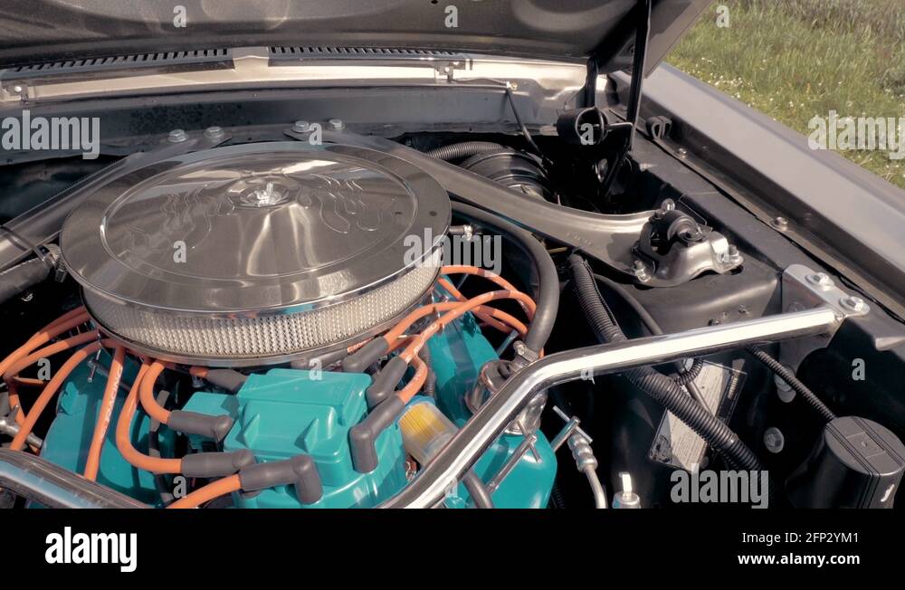 American vintage muscle car engine Stock Videos & Footage - HD and 4K ...