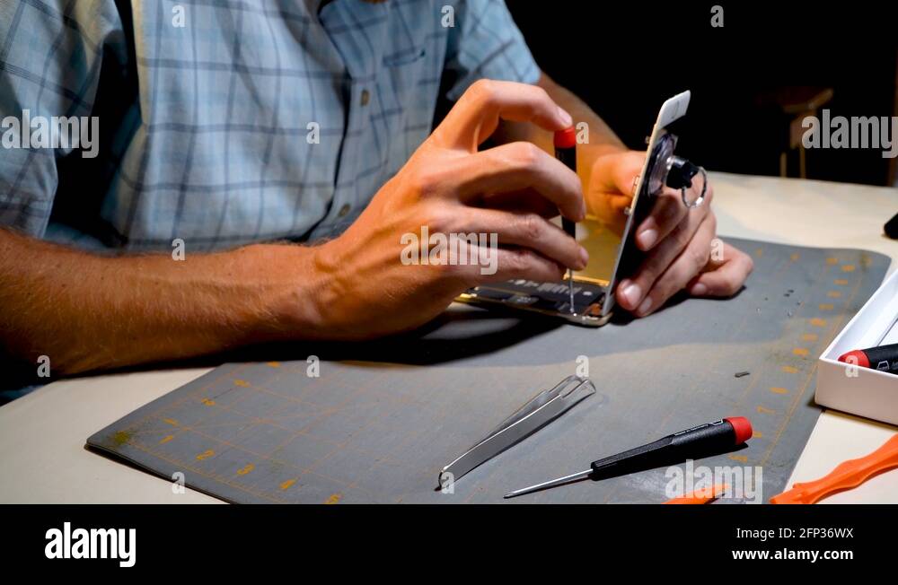 Cellular repair Stock Videos & Footage - HD and 4K Video Clips - Alamy