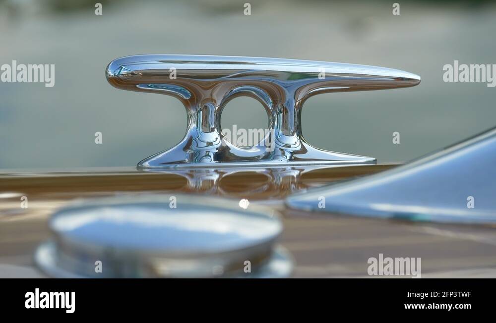 Streamlined boat Stock Videos & Footage - HD and 4K Video Clips - Alamy