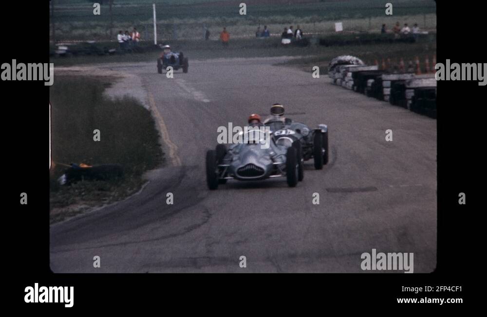 SUPER 8 - 1920s Bugatti and 2 1950s sport cars on race track - 1986 ...