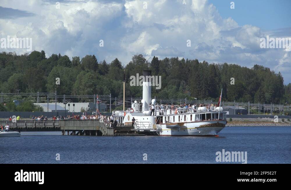 Old loading dock Stock Videos & Footage - HD and 4K Video Clips - Alamy