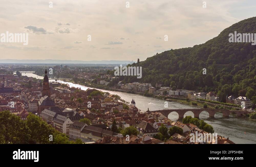 Busy tourist city Stock Videos & Footage - HD and 4K Video Clips - Alamy