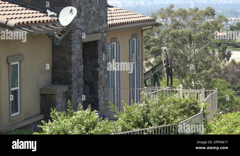 Crude home Stock Videos & Footage - HD and 4K Video Clips - Alamy