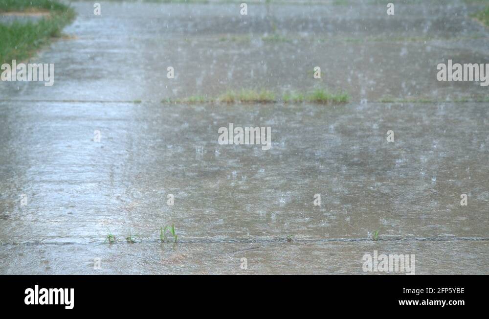 Driveway weather Stock Videos & Footage - HD and 4K Video Clips - Alamy