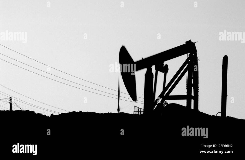 Oil drill Stock Videos & Footage - HD and 4K Video Clips - Alamy