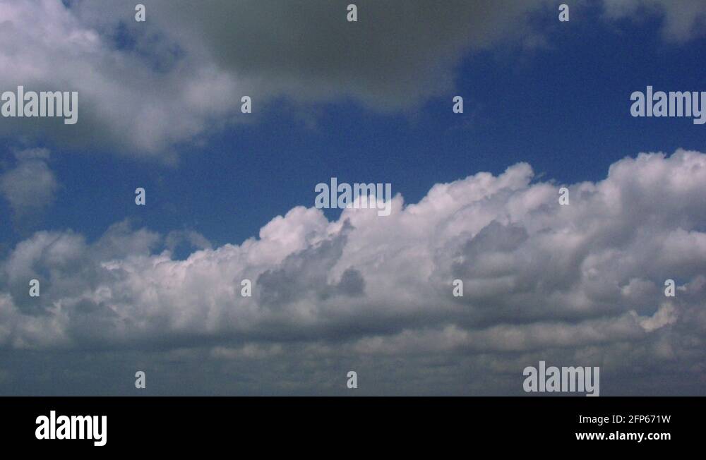 Stratocumulus Stock Videos & Footage - HD and 4K Video Clips - Alamy