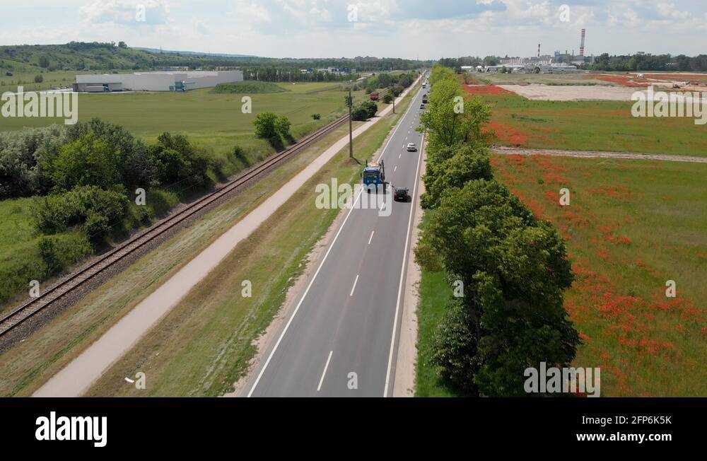 Farm lane tracks Stock Videos & Footage - HD and 4K Video Clips - Alamy