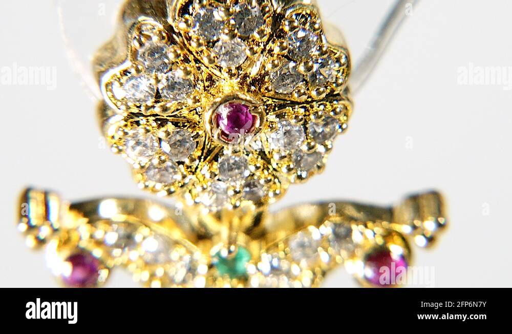 Macro lens Stock Videos & Footage - HD and 4K Video Clips - Alamy