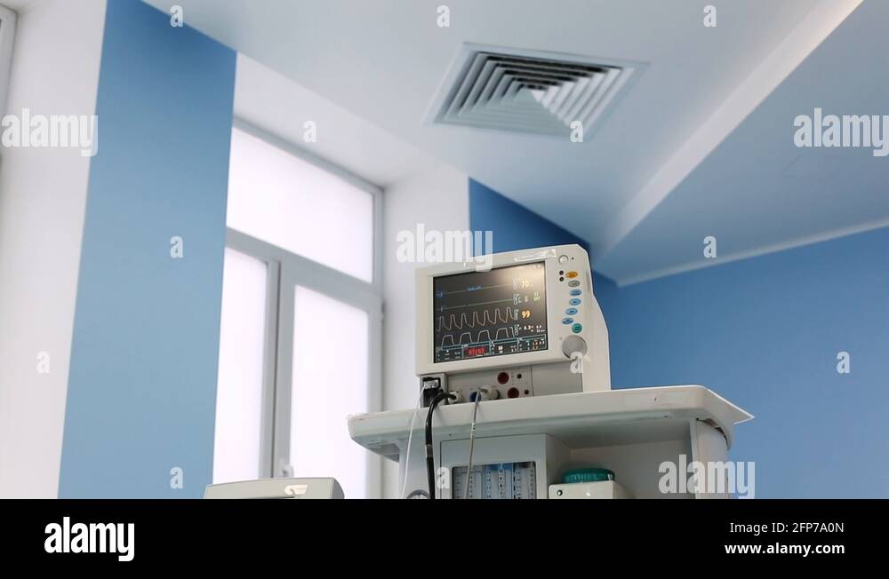 Ecg read out Stock Videos & Footage - HD and 4K Video Clips - Alamy
