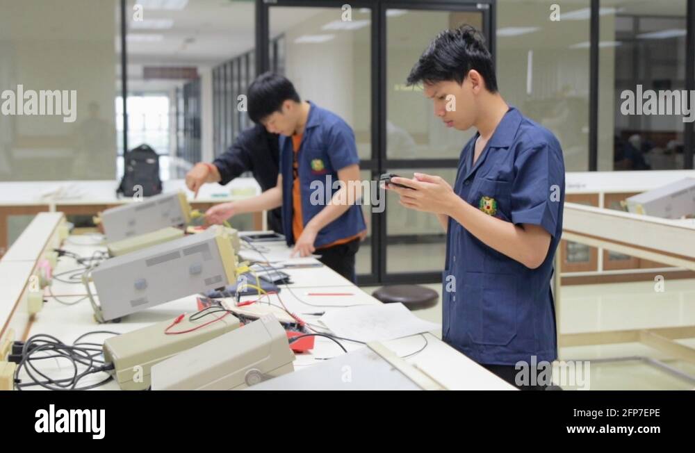 Full engineering Stock Videos & Footage - HD and 4K Video Clips - Alamy