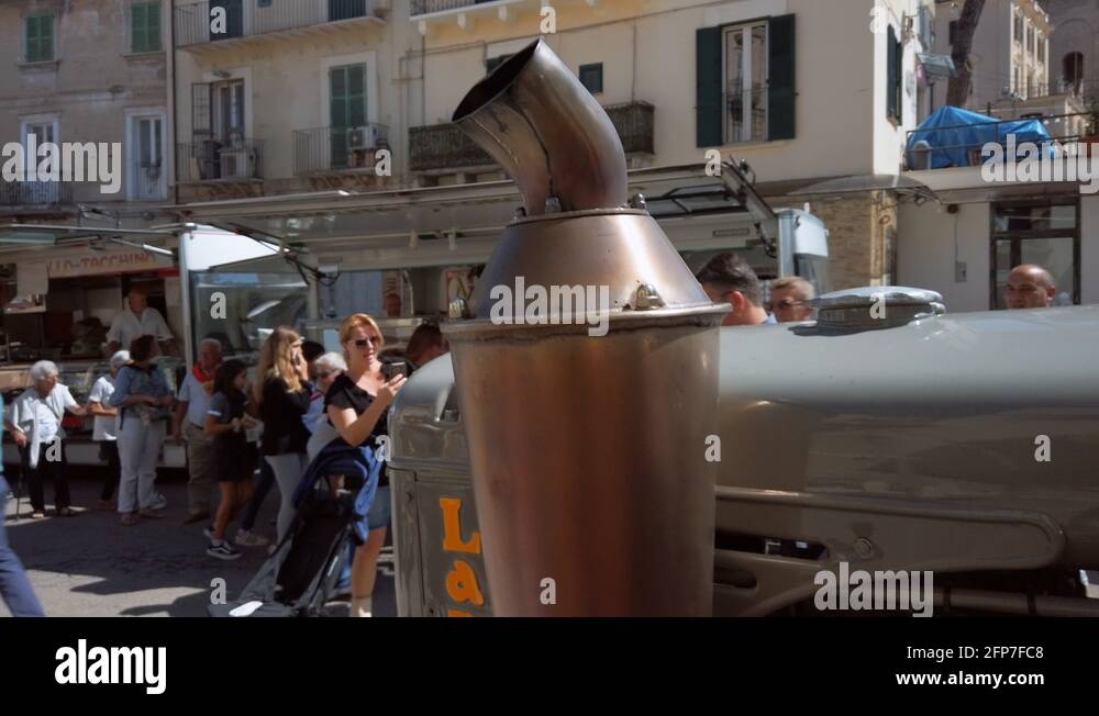 Pulley engine Stock Videos & Footage - HD and 4K Video Clips - Alamy