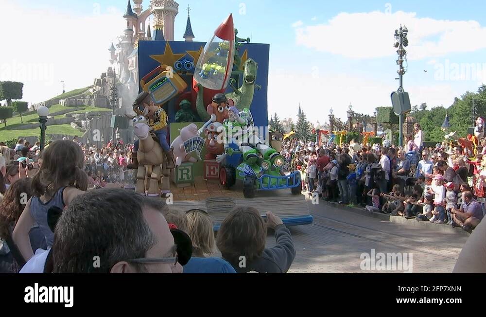 Toy story parade Stock Videos & Footage - HD and 4K Video Clips - Alamy