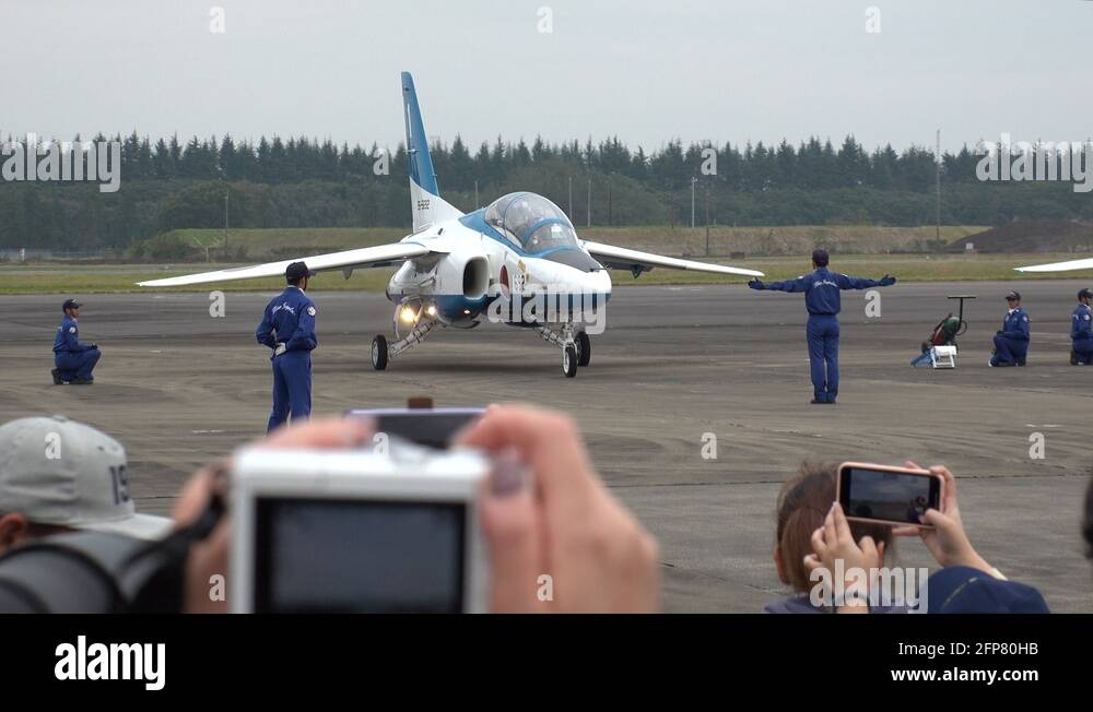 JAPAN : Blue Impulse Japan Air Self-Defense Force aerobatic ...