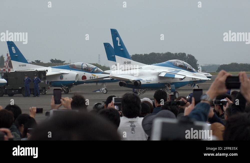 JAPAN : Blue Impulse Japan Air Self-Defense Force aerobatic ...