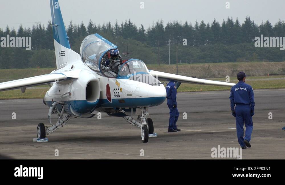 JAPAN : Blue Impulse Japan Air Self-Defense Force aerobatic ...