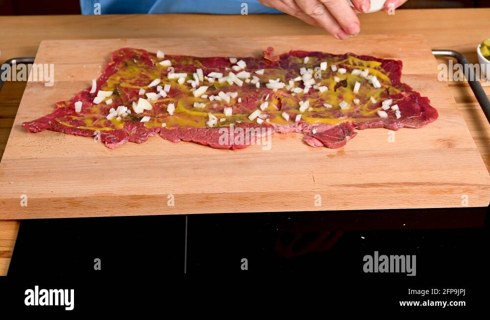 Chopped cucumber Stock Videos & Footage - HD and 4K Video Clips - Alamy