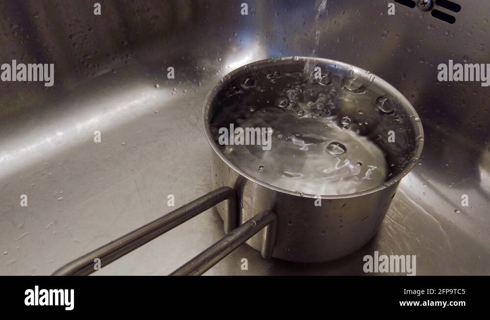 Bubbles on water surface Stock Videos & Footage - HD and 4K Video Clips ...