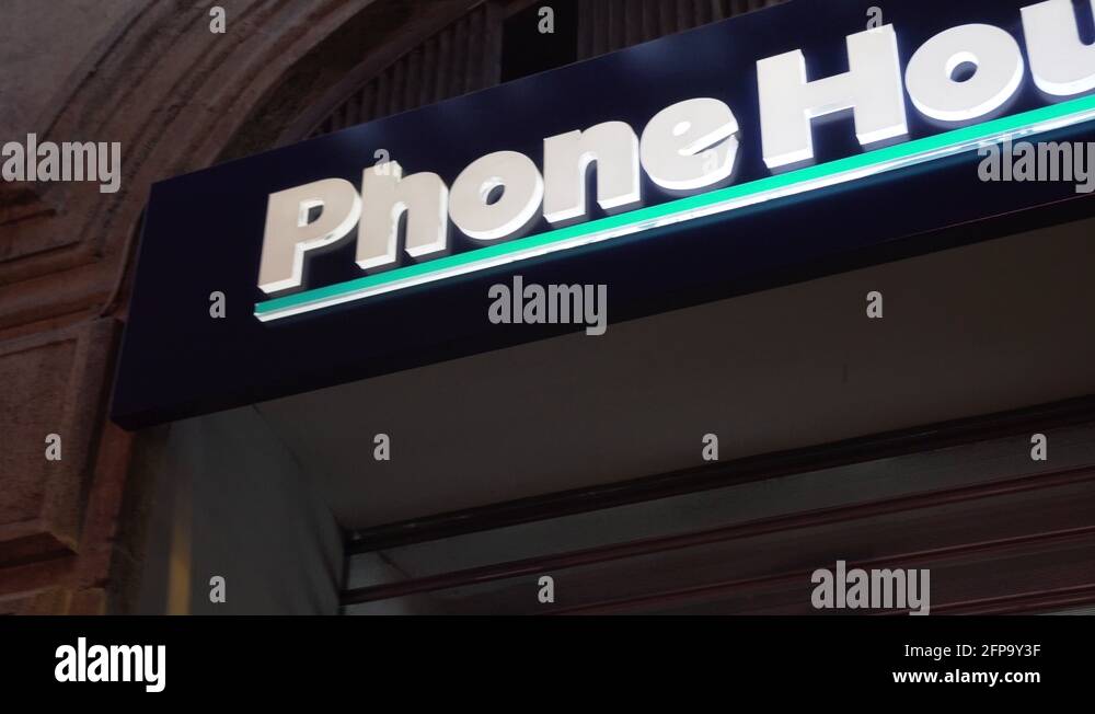 Store shop sign logo Stock Videos & Footage - HD and 4K Video Clips - Alamy