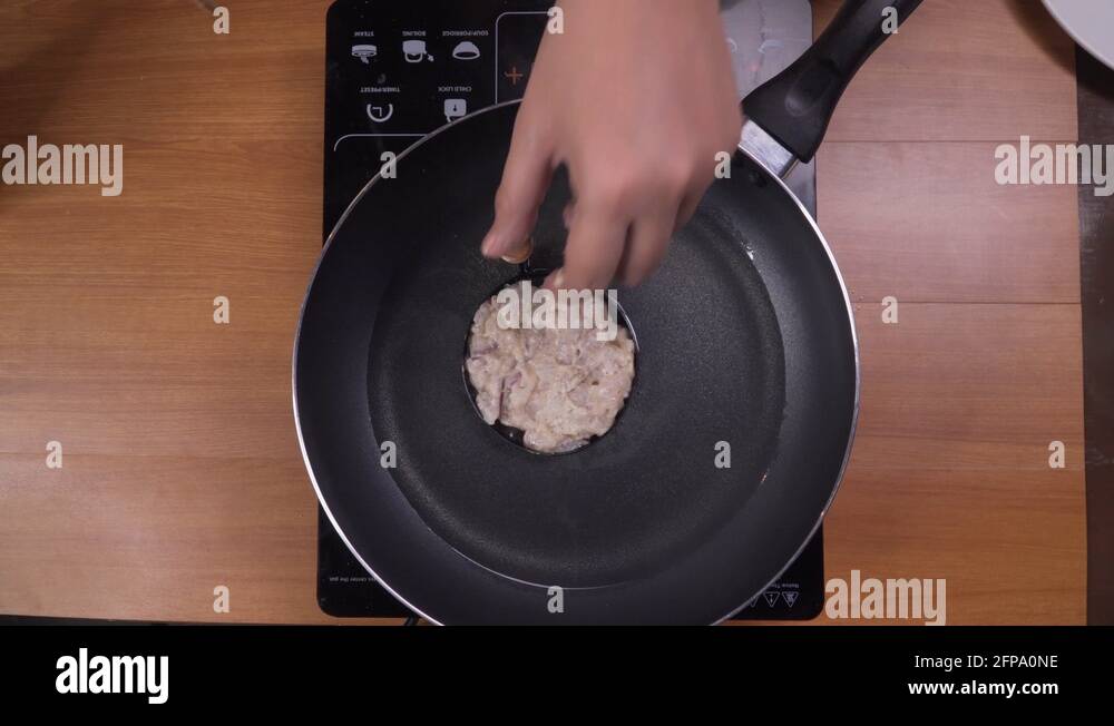 Circular mold Stock Videos & Footage - HD and 4K Video Clips - Alamy