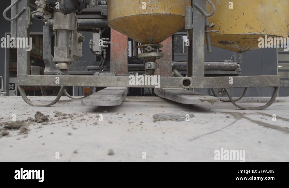 Concrete bucket Stock Videos & Footage - HD and 4K Video Clips - Alamy