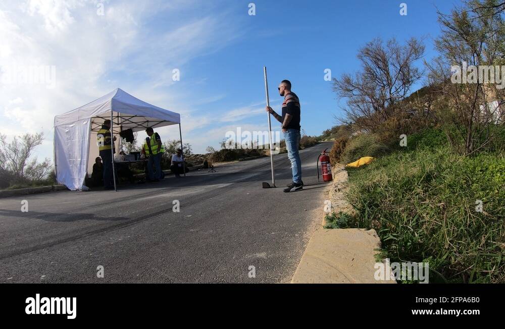 Pit workers Stock Videos & Footage - HD and 4K Video Clips - Alamy