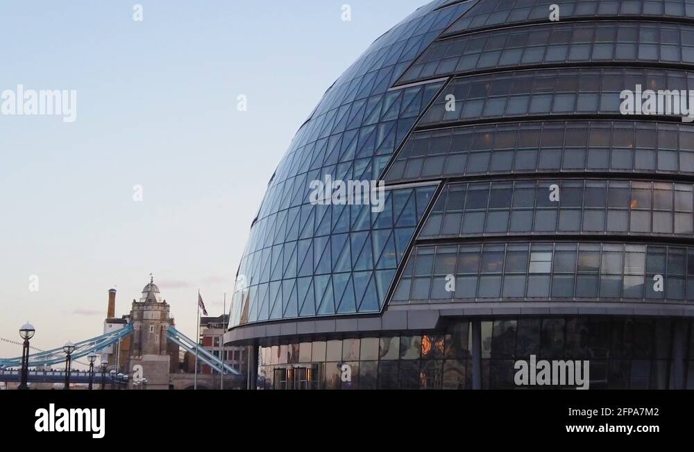 Round glass building Stock Videos & Footage - HD and 4K Video Clips - Alamy