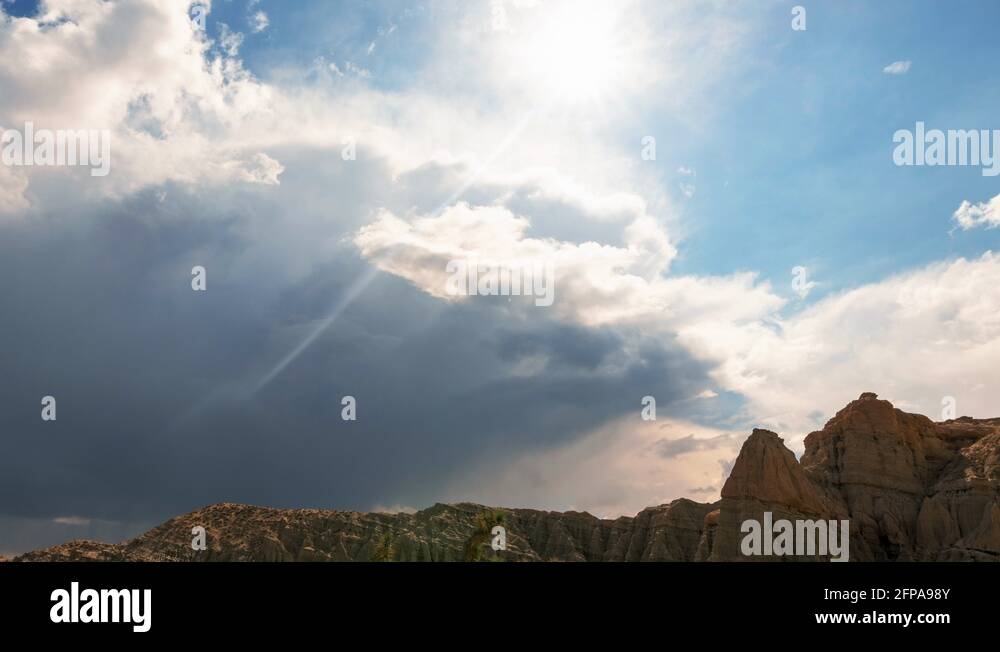 Crepuscular beams Stock Videos & Footage - HD and 4K Video Clips - Alamy