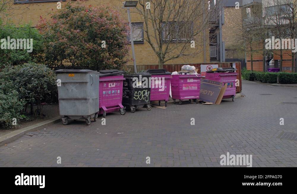 Overflow waste bins Stock Videos & Footage - HD and 4K Video Clips - Alamy
