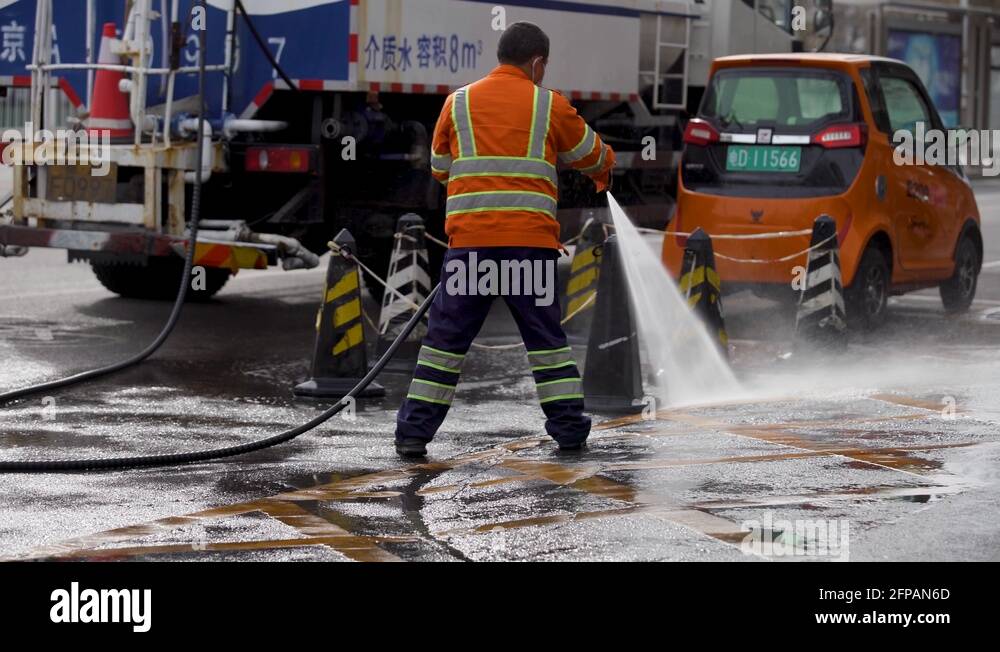 Chinese streets Stock Videos & Footage - HD and 4K Video Clips - Alamy