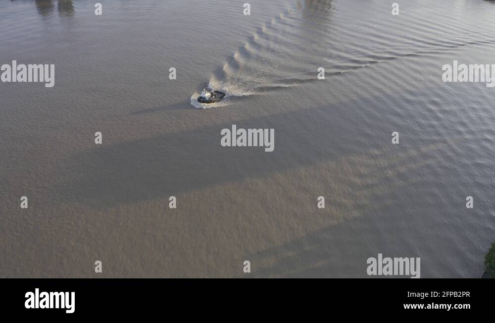 Birds eye view boating Stock Videos & Footage - HD and 4K Video Clips ...
