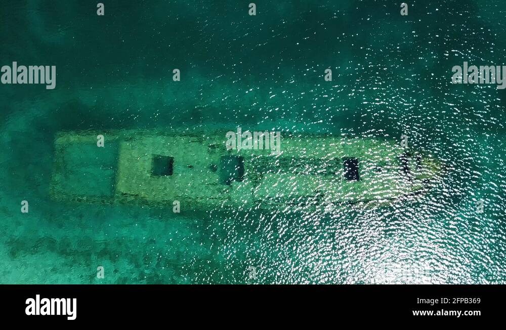 Submerged Shipwreck in Tobermory, Bruce Peninsula, Canada. Top Down ...