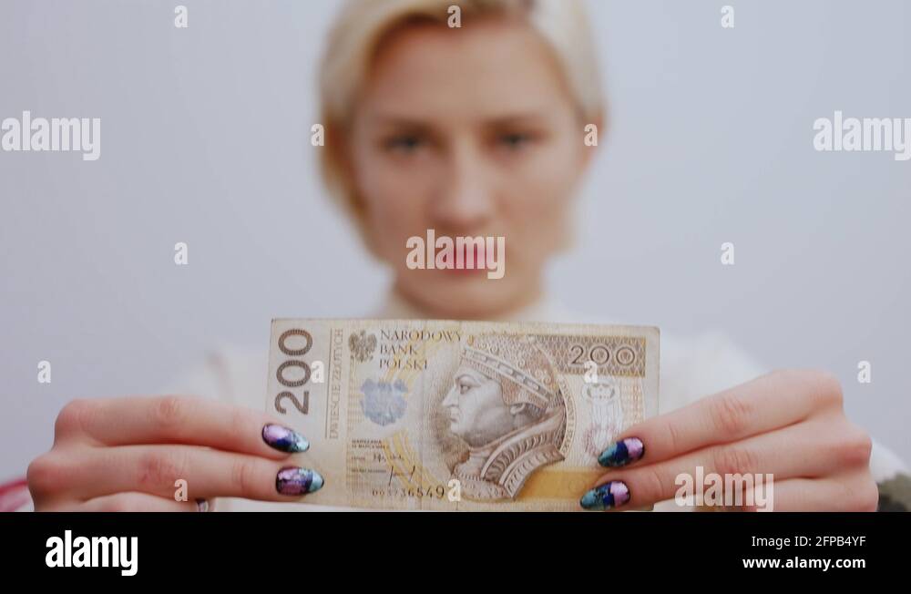 Woman hands holding note Stock Videos & Footage - HD and 4K Video Clips ...