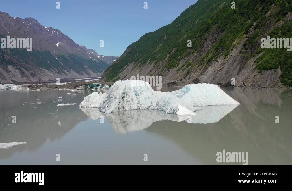 Berg mountains Stock Videos & Footage - HD and 4K Video Clips - Alamy