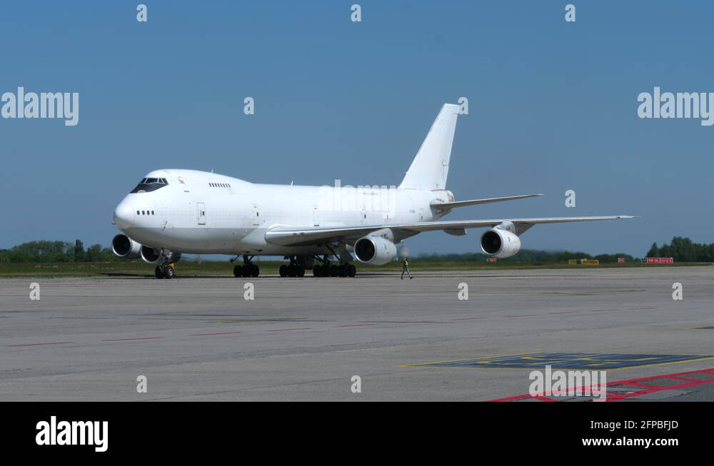 Boeing cargo plane Stock Videos & Footage - HD and 4K Video Clips - Alamy