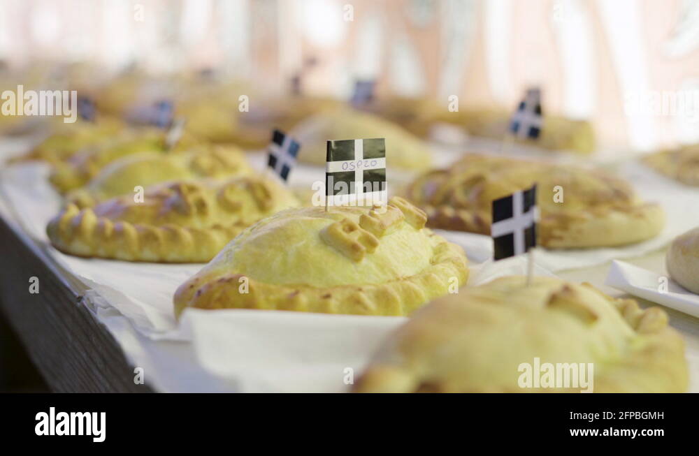 Cornish flag Stock Videos & Footage - HD and 4K Video Clips - Alamy