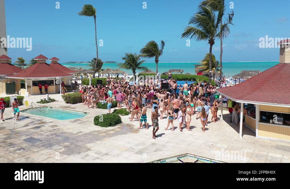 Break resort tourism Stock Videos & Footage - HD and 4K Video Clips - Alamy