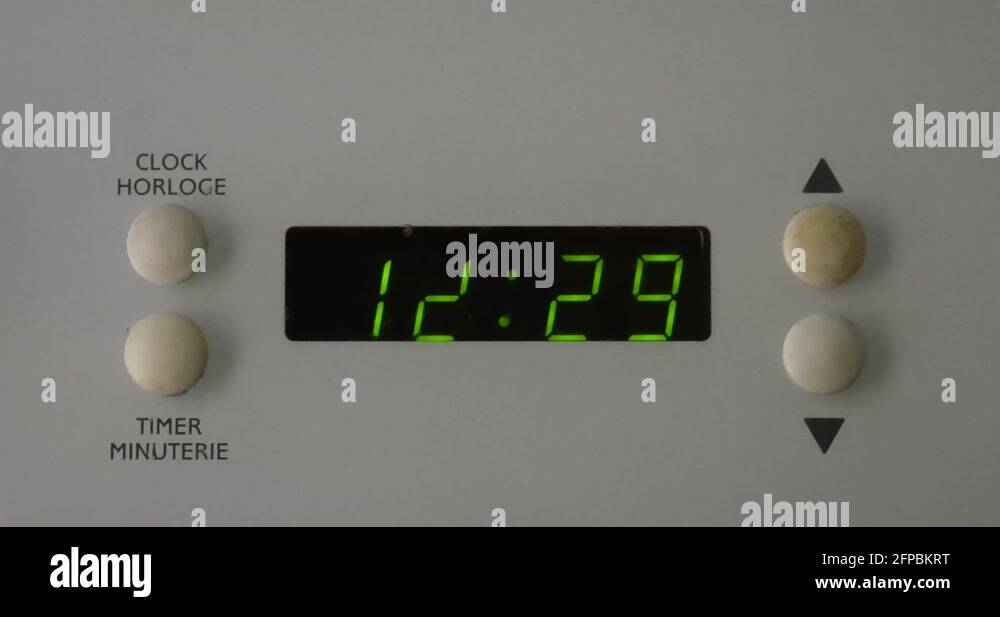 White stove Stock Videos & Footage - HD and 4K Video Clips - Alamy